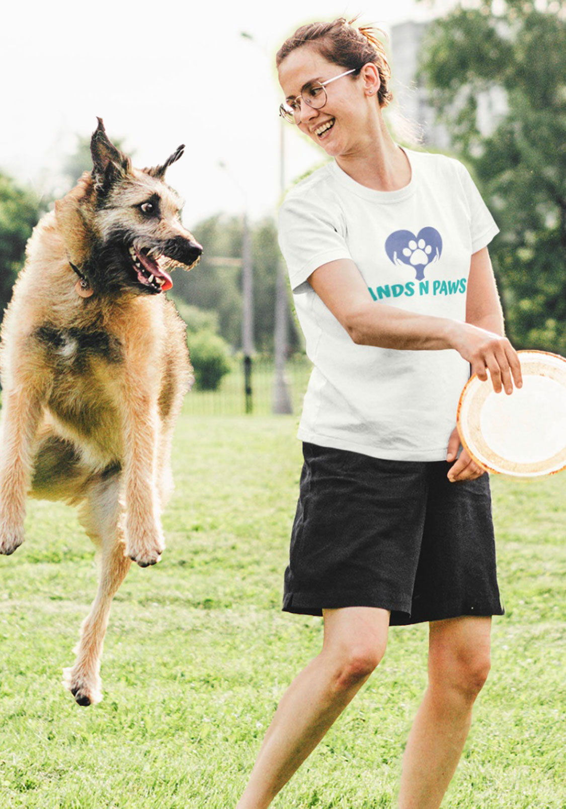 Join Our Team Of Dog Walkers & Pet Sitters | Hands N Paws